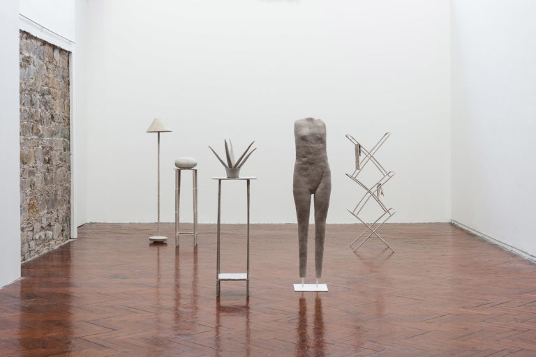 Critique: Daphne Wright ‘A quiet mutiny’ | The VAN & miniVAN